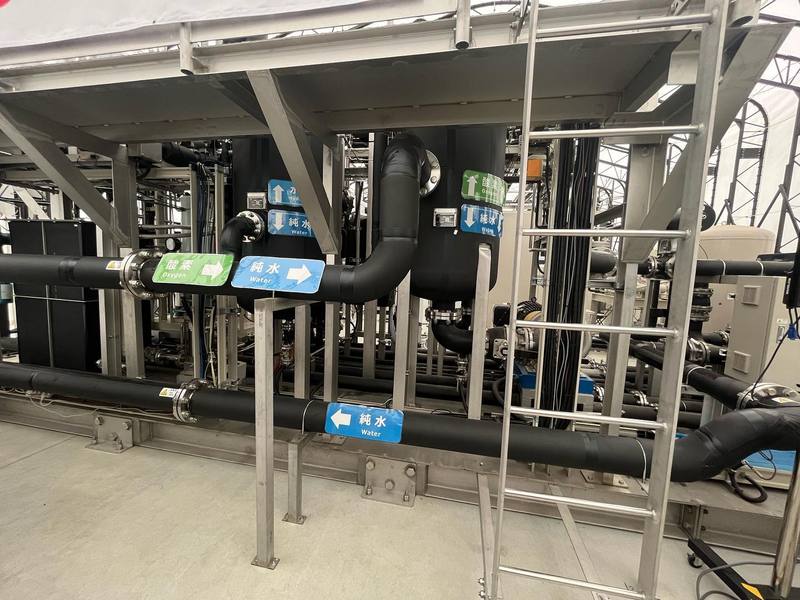 山梨県が民間と共同で開発したグリーン水素「やまなしモデルP2Gシステム」を視察。 - おおたけりえ（オオタケリエ） ｜ 選挙ドットコム